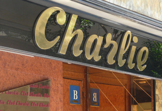 NIGHT CLUB CHARLIE - CLUBS ALTERNE | PUTICLUBS | NIGHTS CLUBS